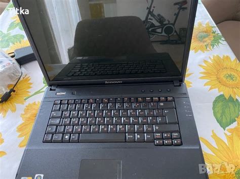 Лаптоп Lenovo с подарък мишка в Лаптопи за дома в гр София
