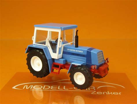 Busch IFA Fortschritt Traktor ZT 323 LPG Roter Oktober HO