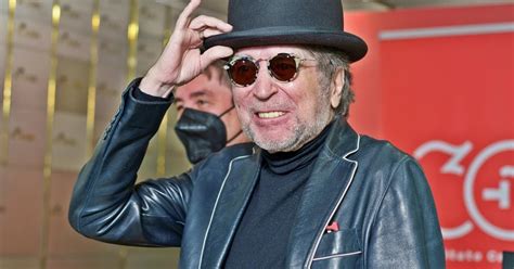 Felicitamos a Joaquín Sabina cumple 74 años Long Play 80