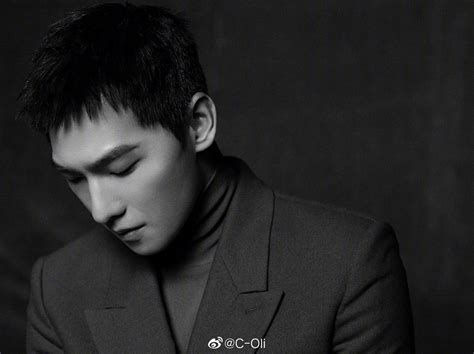 Lofficiel Hommes China Aprilmay 2020 杨洋身着dunhill 2020杨洋封面男士新浪新闻