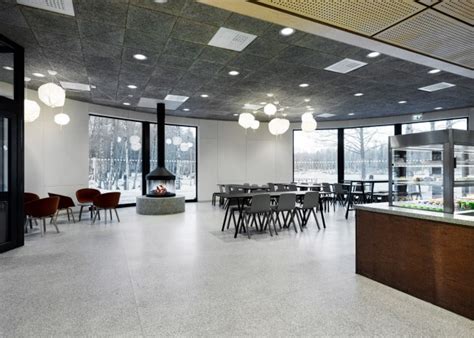 Tengboms Shingled Trail Centre Is Modelled On A Pine Cone