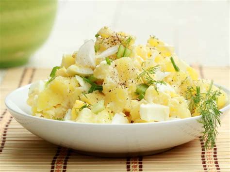 Sallatë Me Patate Dhe Turshi Gatime Shqiptare