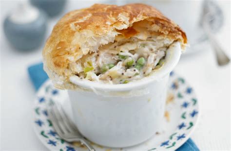 Chicken And Mushroom Pie Dinner Recipes Goodtoknow