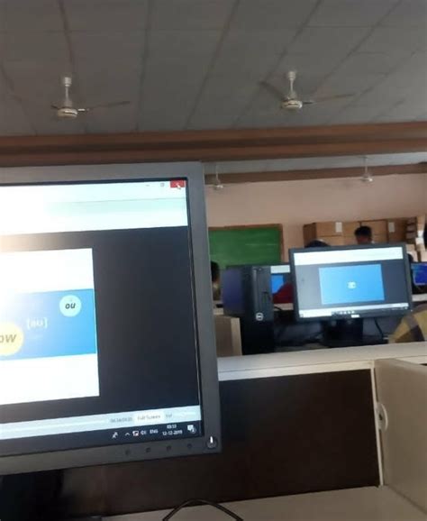 Computer Labaratory Rayalaseema University Collage Of Engineering