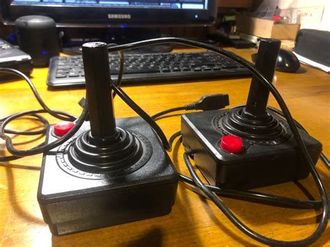 Klasyczny Stary Joystick Nowy Tomśl Kup Teraz Na Allegro Lokalnie