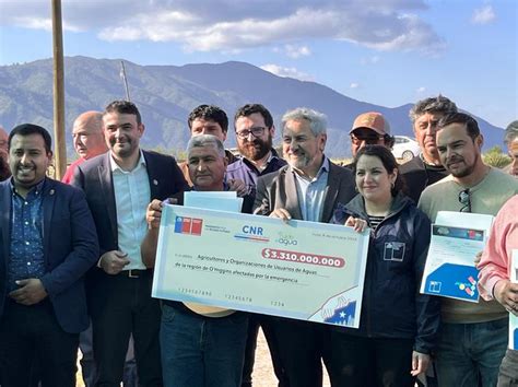 Organizaciones De Regantes De La Región Reciben Bonos De Emergencia