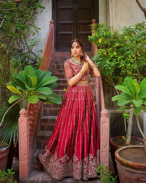 Sabeena Farooq Looks Ethereal In Latest Bridal Shoot Reviewitpk