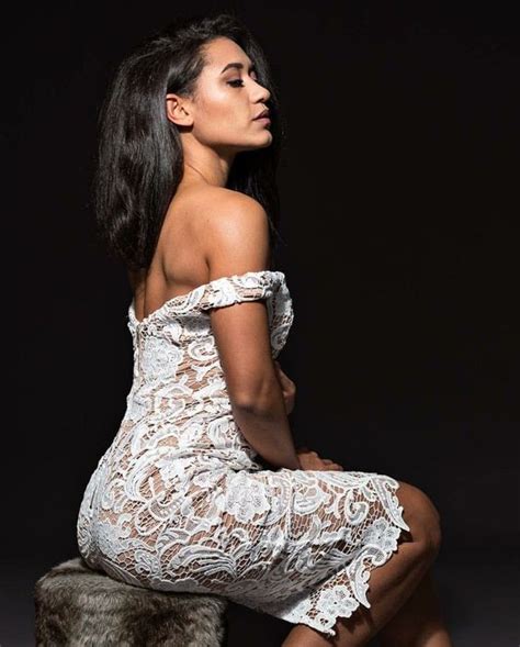 Joséphine Jobert — Eroticlesbian Hermosas Mujeres