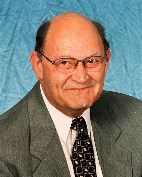 M Raymond Tremblay — Résidence Funéraire Steve L Elkas