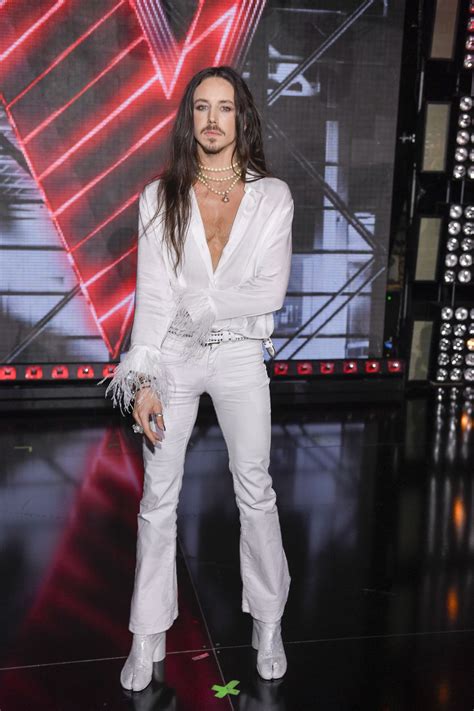 Michał Szpak Pokazał Sypialnię Internauci Kpią Z łóżka Kozaczek