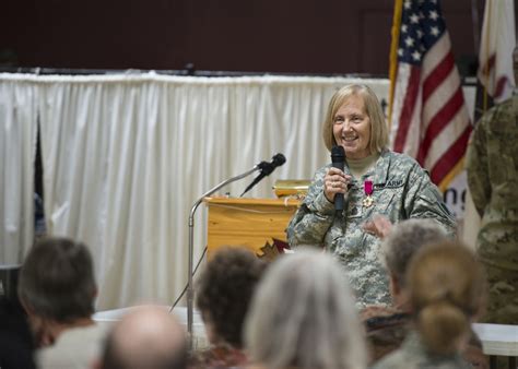 Illinois National Guard Soldier Retires After 41 Years Article The