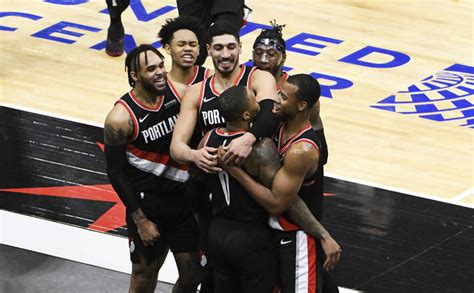 Nba》最後9秒飆6分！里拉德超狂三分絕殺 拓荒者逆轉公牛 自由體育