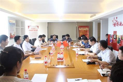 郑州市委组织部人才办主任李晓龙一行到我公司调研