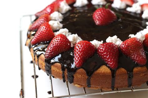 Paleo Angel Food Cake Chocolate Glaze Angel Food Angel Food Cake