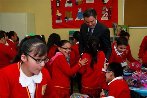Dialoga Secretario De EducaciÓn PÚblica Con Maestros Alumnos Y Padres