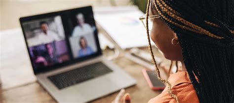 Top 5 Ways A Virtual Assistant Can Improve Your Client Relationships