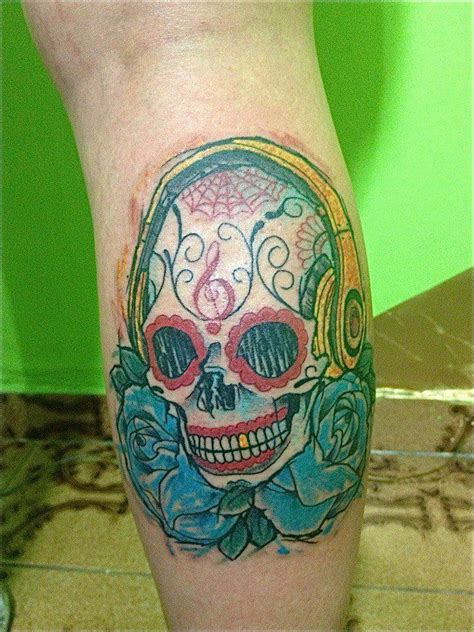 Татуировки на икре ноги мужские и женские тату фото