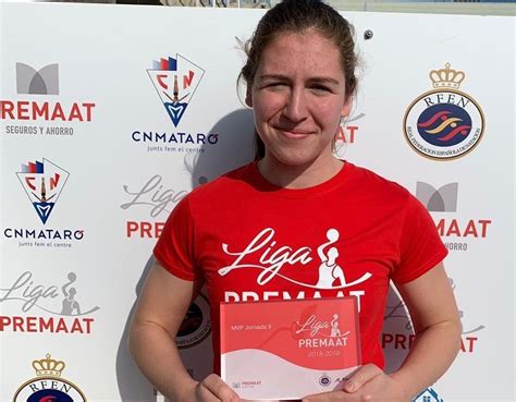 Ariadna Ruiz rep el reconeixement com a MVP de la 9a jornada de Divisió d Honor Femenina de