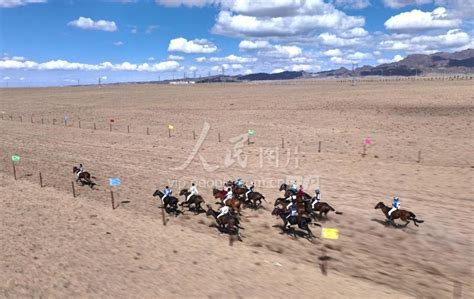 新疆兵团：赛马比赛激情四射 场面精彩纷呈 人民图片网
