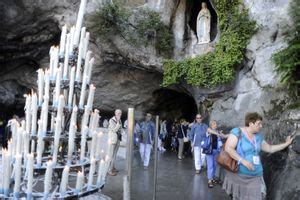 Marian Apparitions List Approved Catholic Church Vatican And Virgin