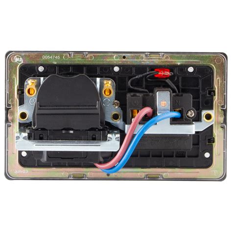 13a Dp Key Lockable Socket Black Insert Painted Matt Black Screwless