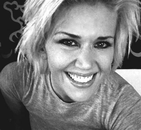 Headshots Melodee Lenz