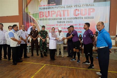 Turnamen Futsal Dan Voli Bupati Cup Bangkitkan Dunia Olahraga Di Berau
