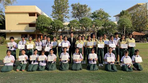 ท่านผู้อำน โรงเรียนโชคชัยรังสิต Chokchai Rangsit School