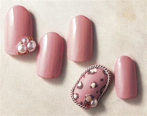 甘さと辛さのバランスを極めた大人レオパード｜ネイル最新情報｜nail Up（ネイルアップ）