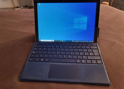Microsoft Surface Pro 4 (Defekt) in Brüttisellen für CHF 49 – mit ...