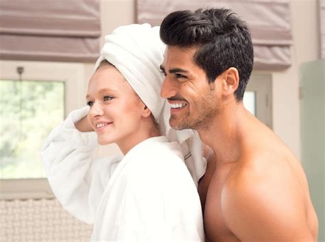 5 Cara Agar Bercinta Di Kamar Mandi Lebih Nikmat