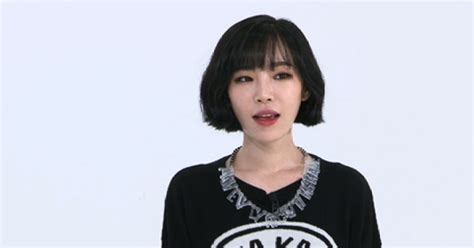가인 단발머리 고수 이유 신체비밀 있다 고백 주간아이돌