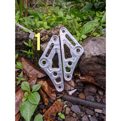 Jual Pangkon Breket Kupingan Lampu Cnc Model Cincin Asli Cnc As 31 As 33 Shopee Indonesia