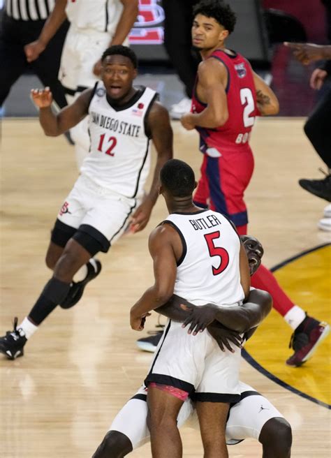 Butlers Buzzer Beater Sends San Diego State To Title Game With 72 71
