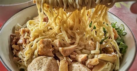 Kuliner Jakarta Mie Keriting Luwes