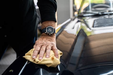5 Compelling Reasons Why Your Car Belongs In The Garage Garageflex