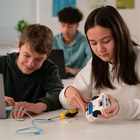 Arduino Alvik Versatile Robotics Kit