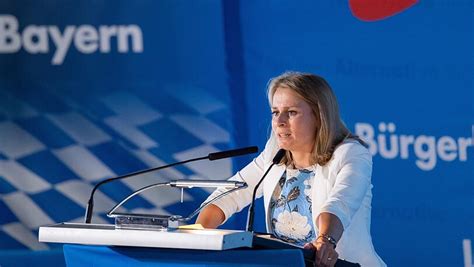 Corinna Miazga Ist Die Neue Bayerische Afd Chefin Abendzeitung München