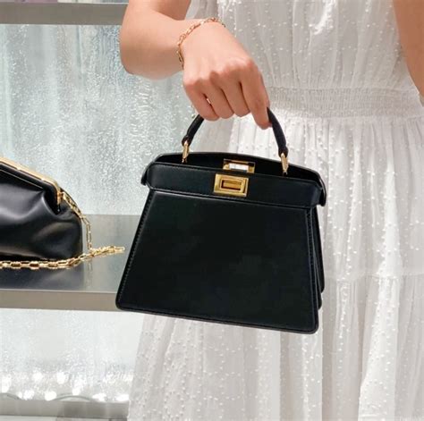 펜디 가방 피카부 쁘띠 고급스러운 여자 명품 미니백 추천 네이버 블로그