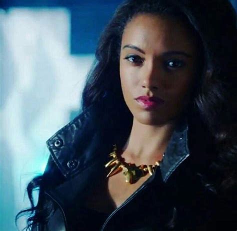 Amaya Vixen Legends Of Tomorrow Oficial™ Amino