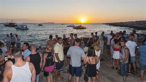 College Beach Party In California Leads To Multiple Medical Emergencies