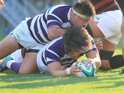 ＜早大・明大＞前半、トライを決める明大・箸本（下）（撮影・吉田 剛） ― スポニチ Sponichi Annex スポーツ