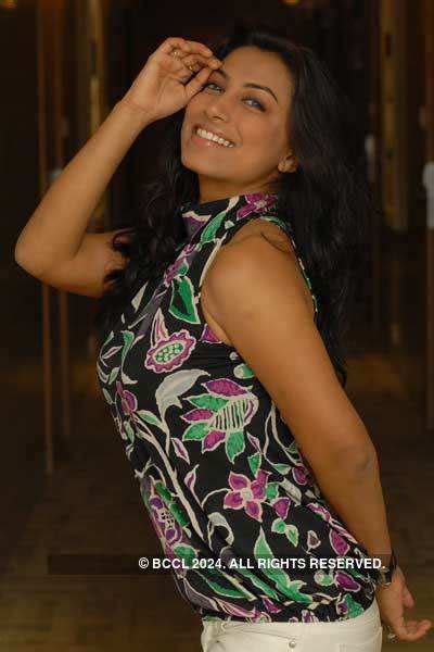 Kranti Redkar Pics Kranti Redkar Photos Kranti Redkar Portfolio