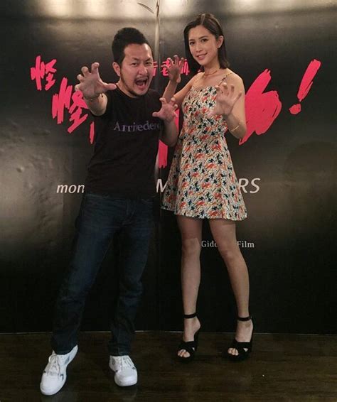 斷開王大陸大平台女星兩周不洗頭還要人幫脫內褲滿頭是血活吃生人實在太可怕了 Enews新聞網