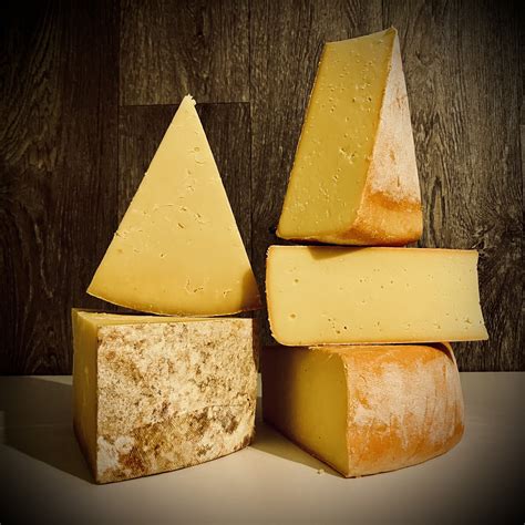 Bath Soft Cheese Co Wyfe Of Bath Merry Wyfe Bath Soft Cheese Bath