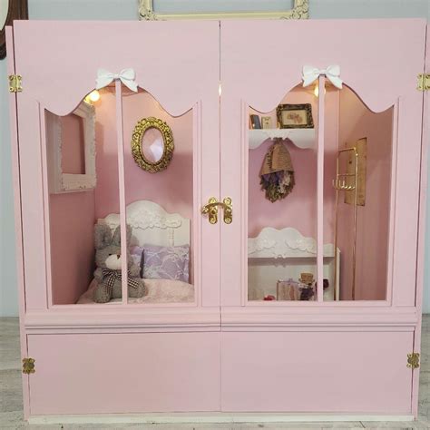 販売情報 白いお部屋（高さ40㎝）ドールハウス ブライス リカちゃん バービー