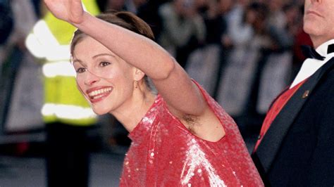 Julia Roberts Remembers That Scandalous Underarm Hair Moment British Vogue
