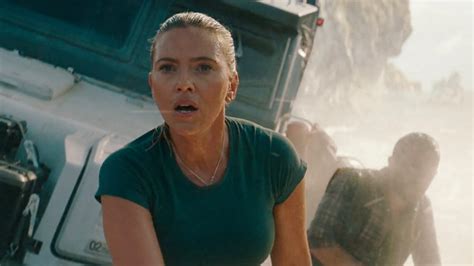 Scarlett Johansson Becomes Top Box Office Star In The World With