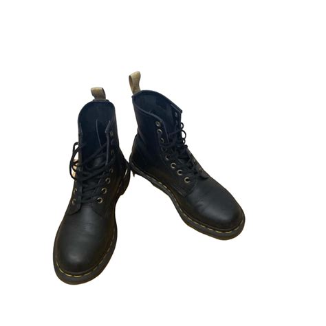 Dr. Martens AirWair Size 38 Black as new (s)