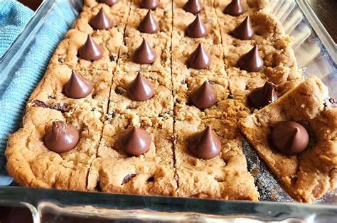 Peanut Butter Blossom Bars Easy Recipes